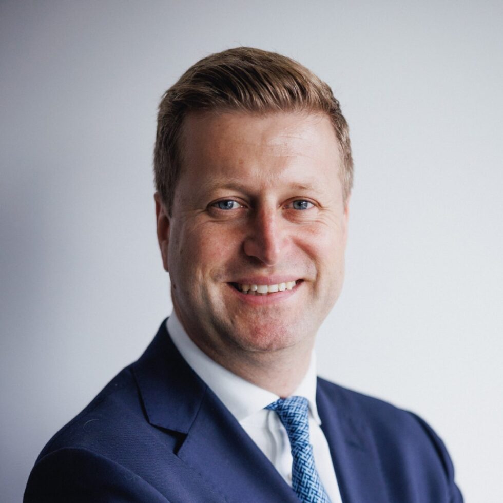 Mr Luke Jones - Grosvenor Orthopaedic Partners